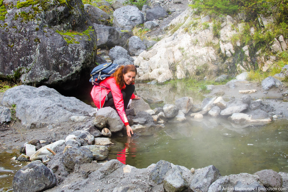 Она: Keyhole Falls Hot Springs